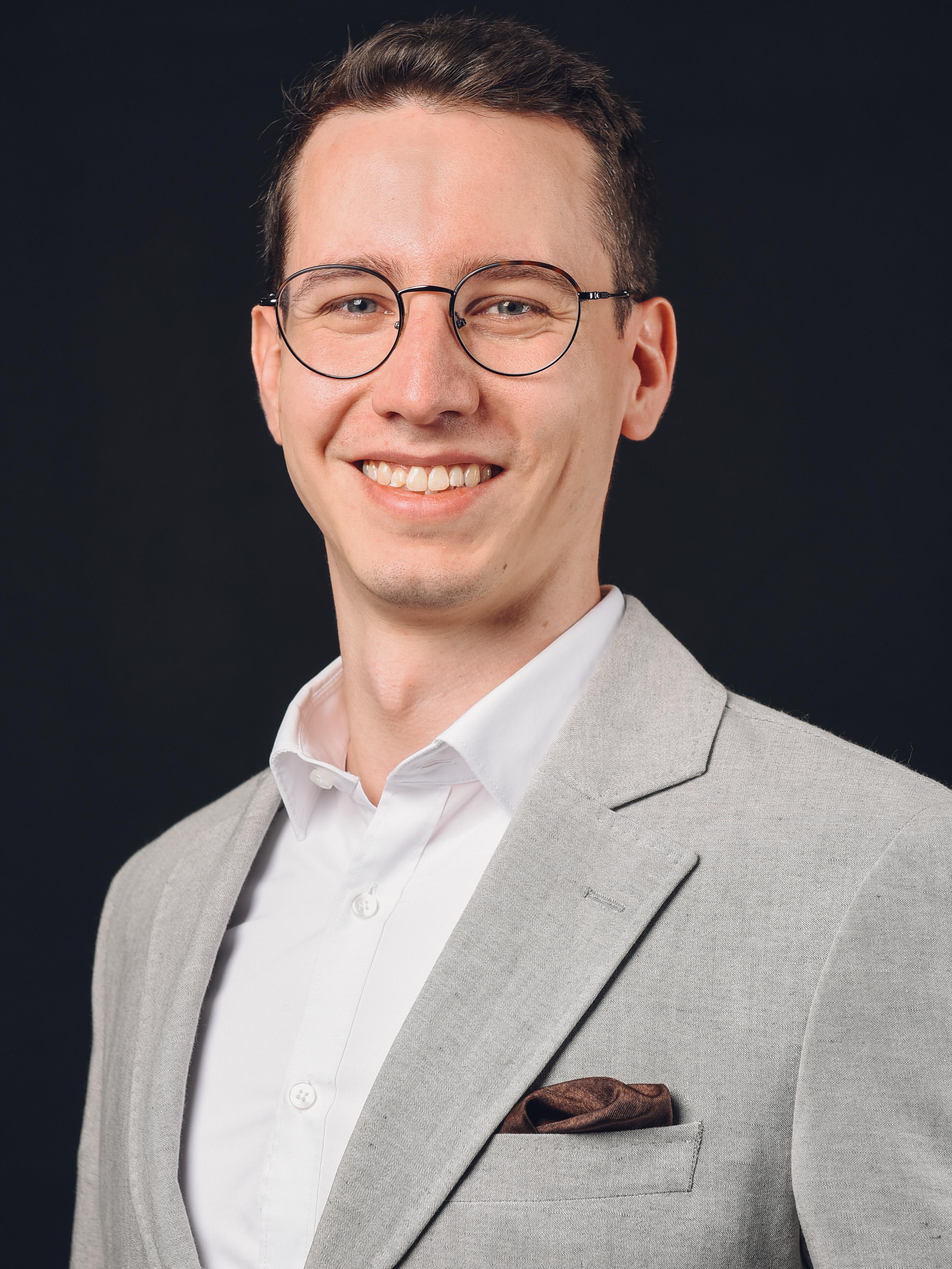 Team - Unternehmen | mediplan - Medizintechnikplanung und ...